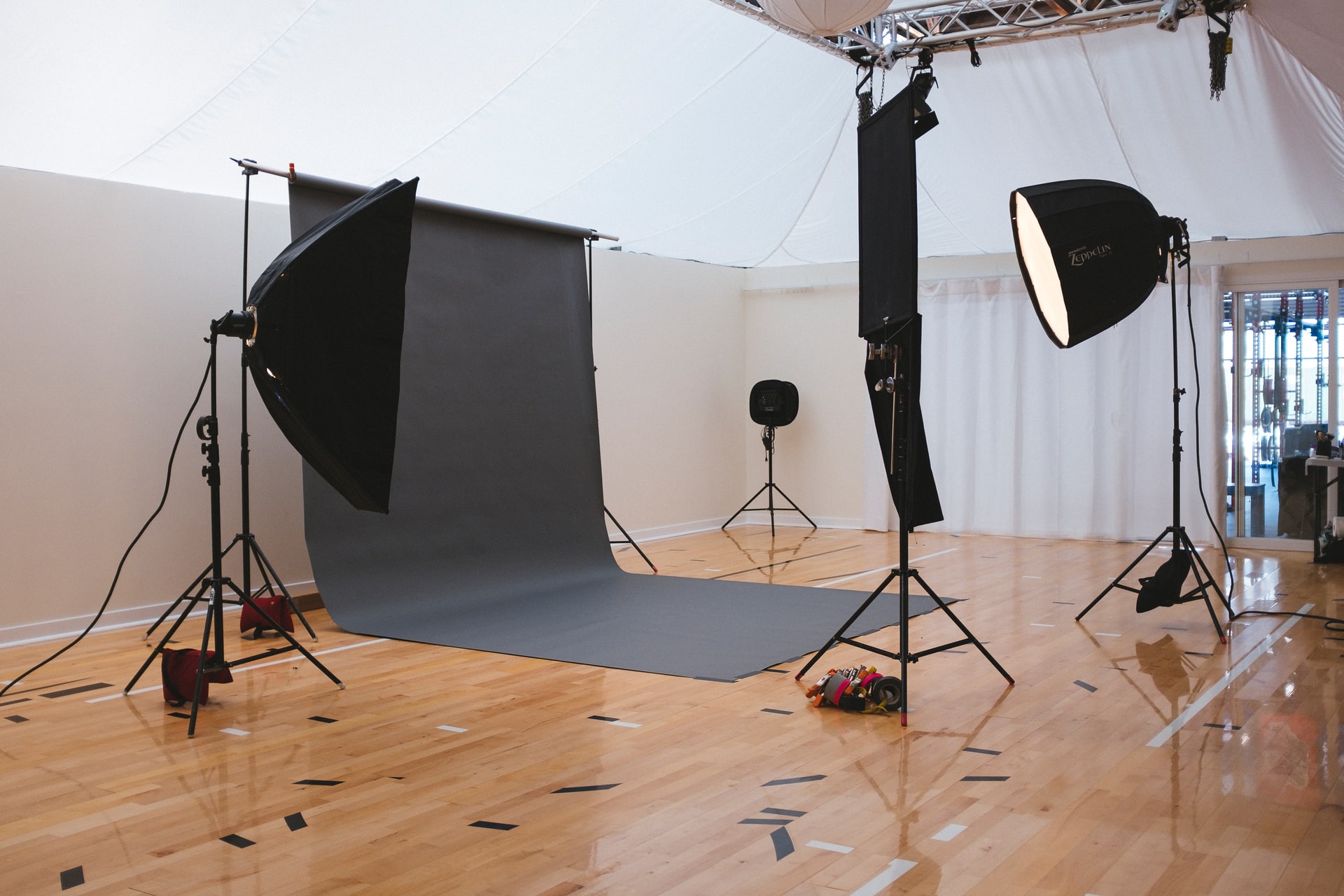 how to organize studio shooting - Uvindu Sandaken